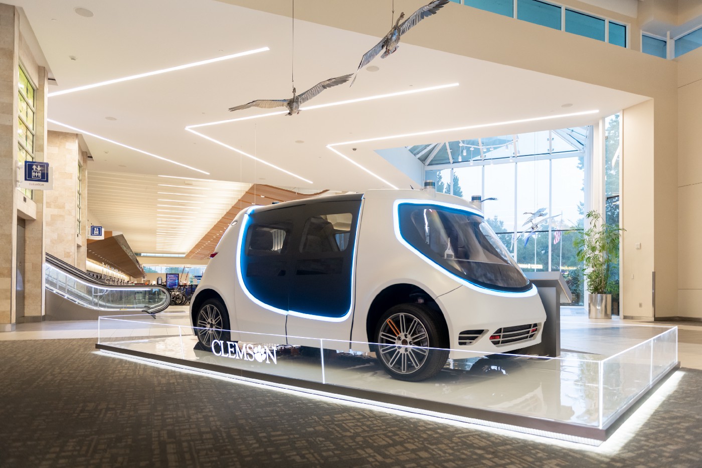 Go Deep Orange: Clemson Grad Students Design Autonomous Passenger ...