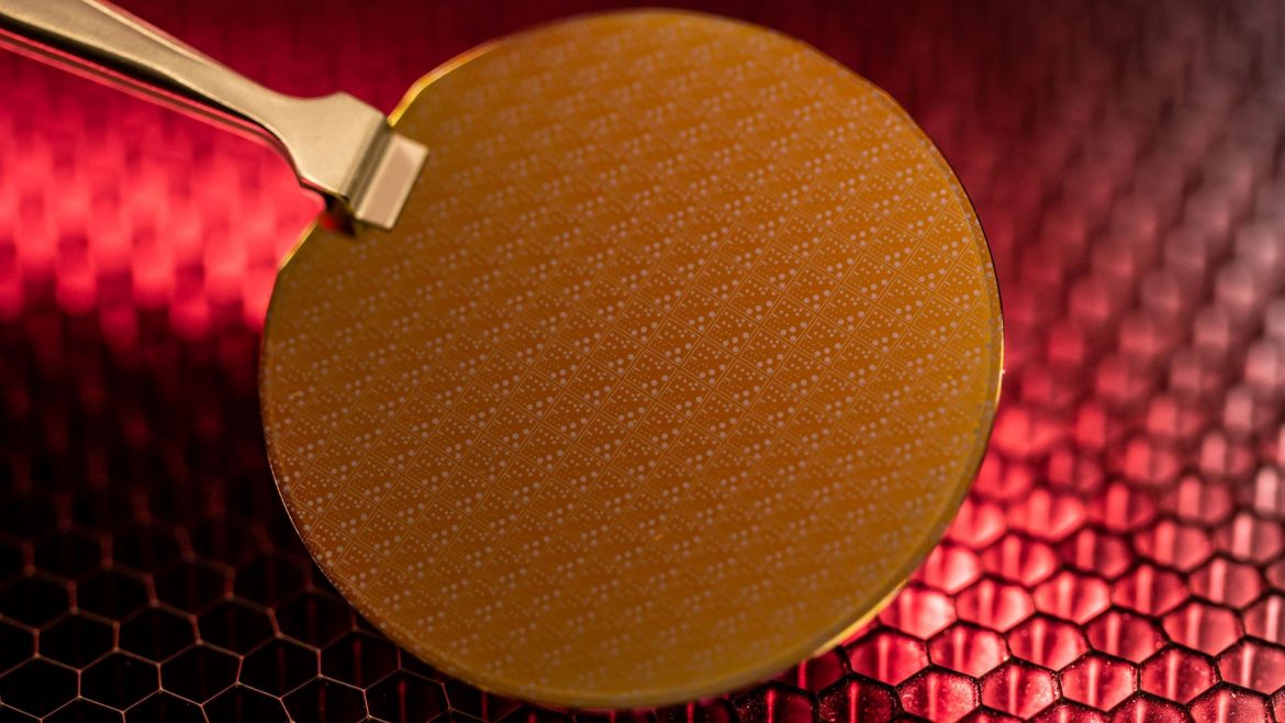 Phlux Technology gets funding boost to bring high-performance lidar to the mass market - Inside ...