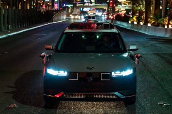 Fully autonomous mini-buses to launch in France - Inside Autonomous ...