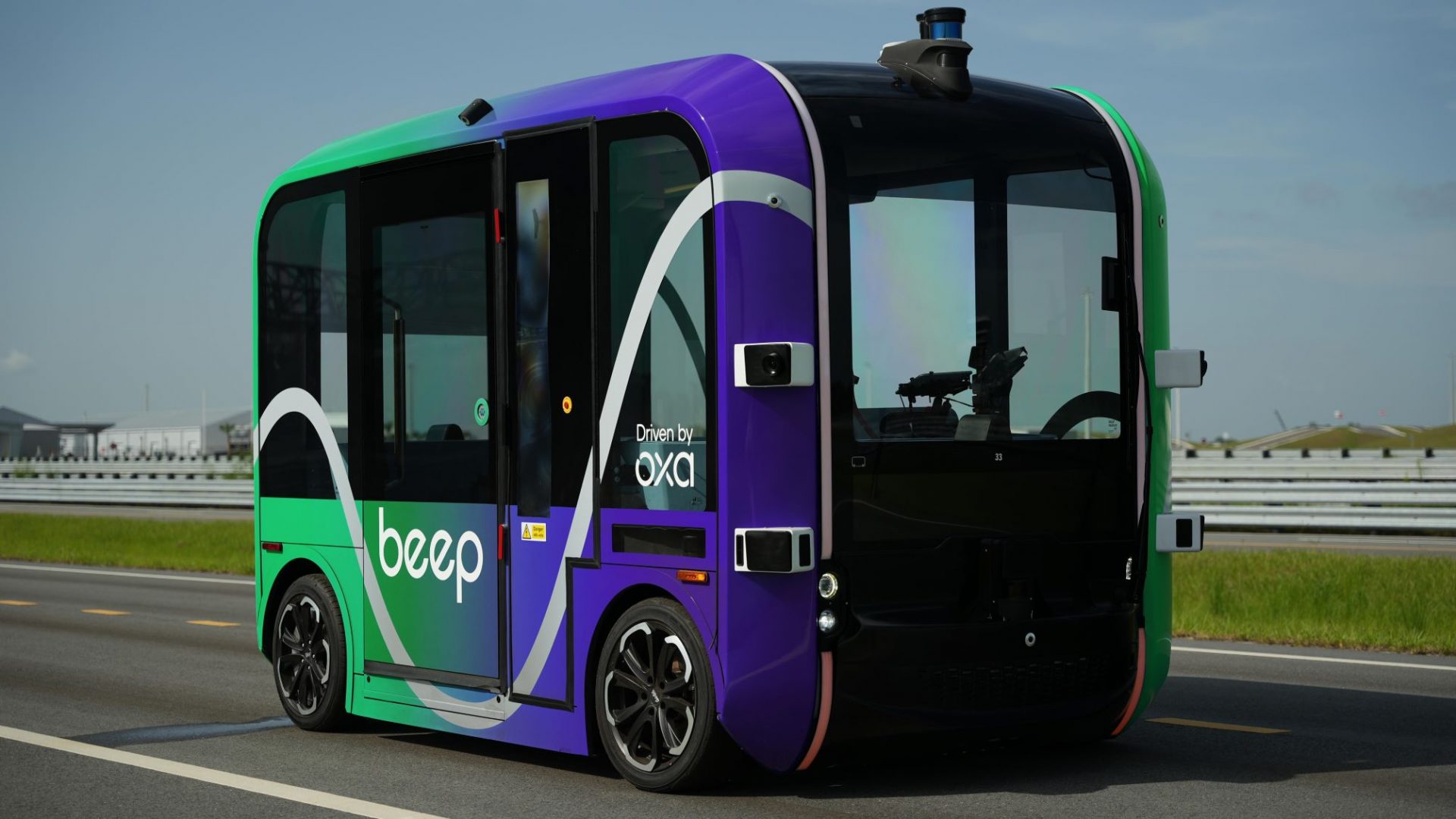 Oxa drives eVersum, Beep shuttle projects - Inside Autonomous Vehicles